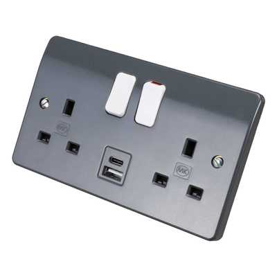 MK Logic Plus 13A 2 Gang Switched Socket with 1 x Type A and 1 x Type C ...