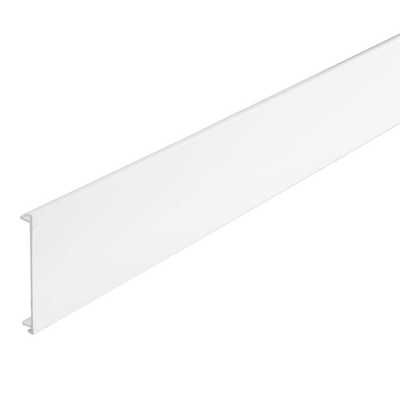 MK Prestige 3D Centre Trunking Cover White (3m Length) (VP100WHI) | CEF