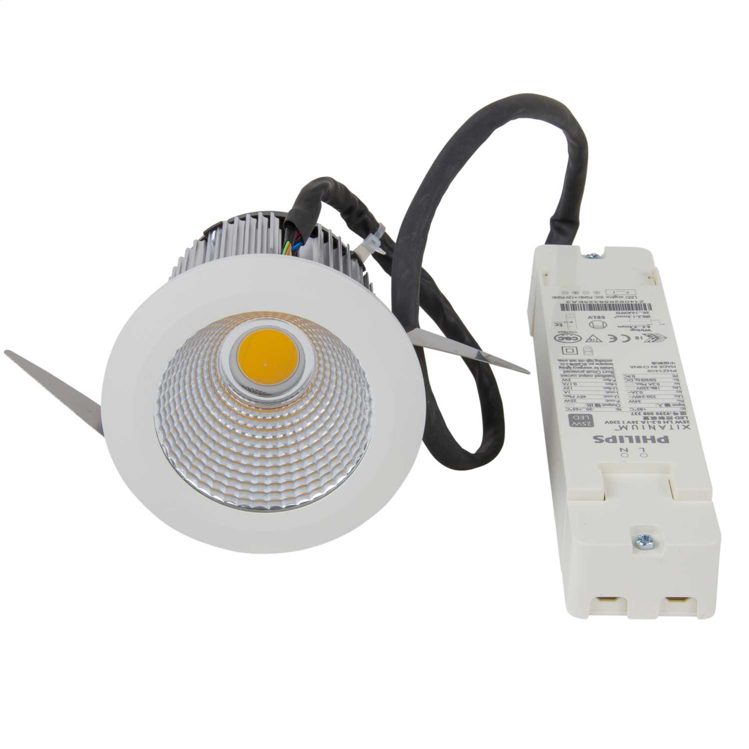 Illuma Highlux 100 LED Downlight White 2000lm 3000K (DLED535401-WH/830 ...