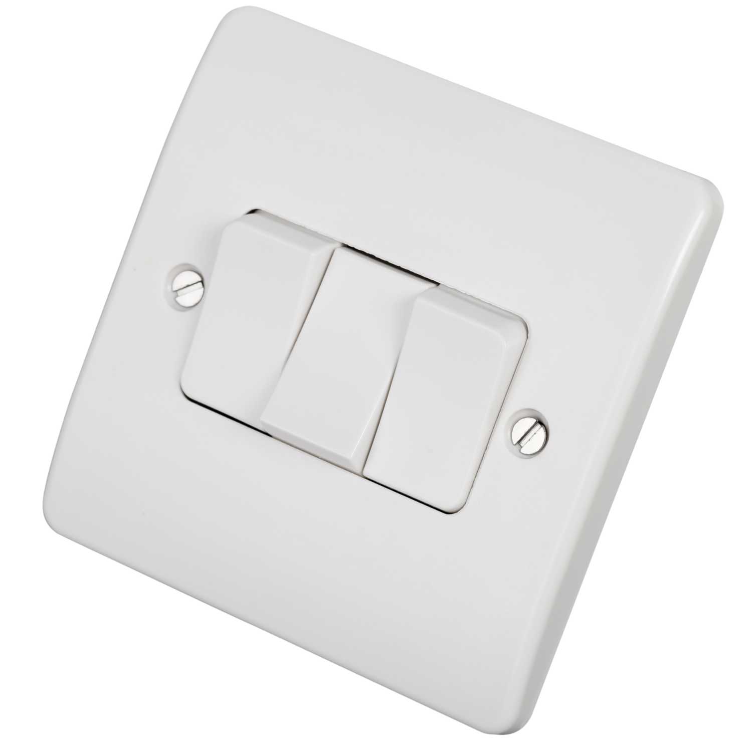 MK Logic Plus 10A 3 Gang 2 Way Light Switch White (K4873WHI) | CEF